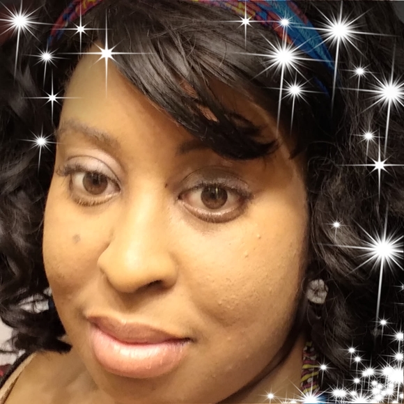 Jalisa's Closet (@jalisa_cater89) | Poshmark